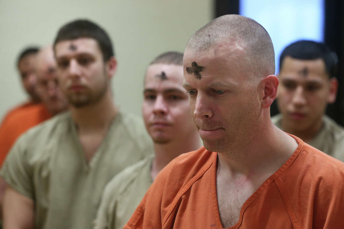 In jail, waiting to receive ashes