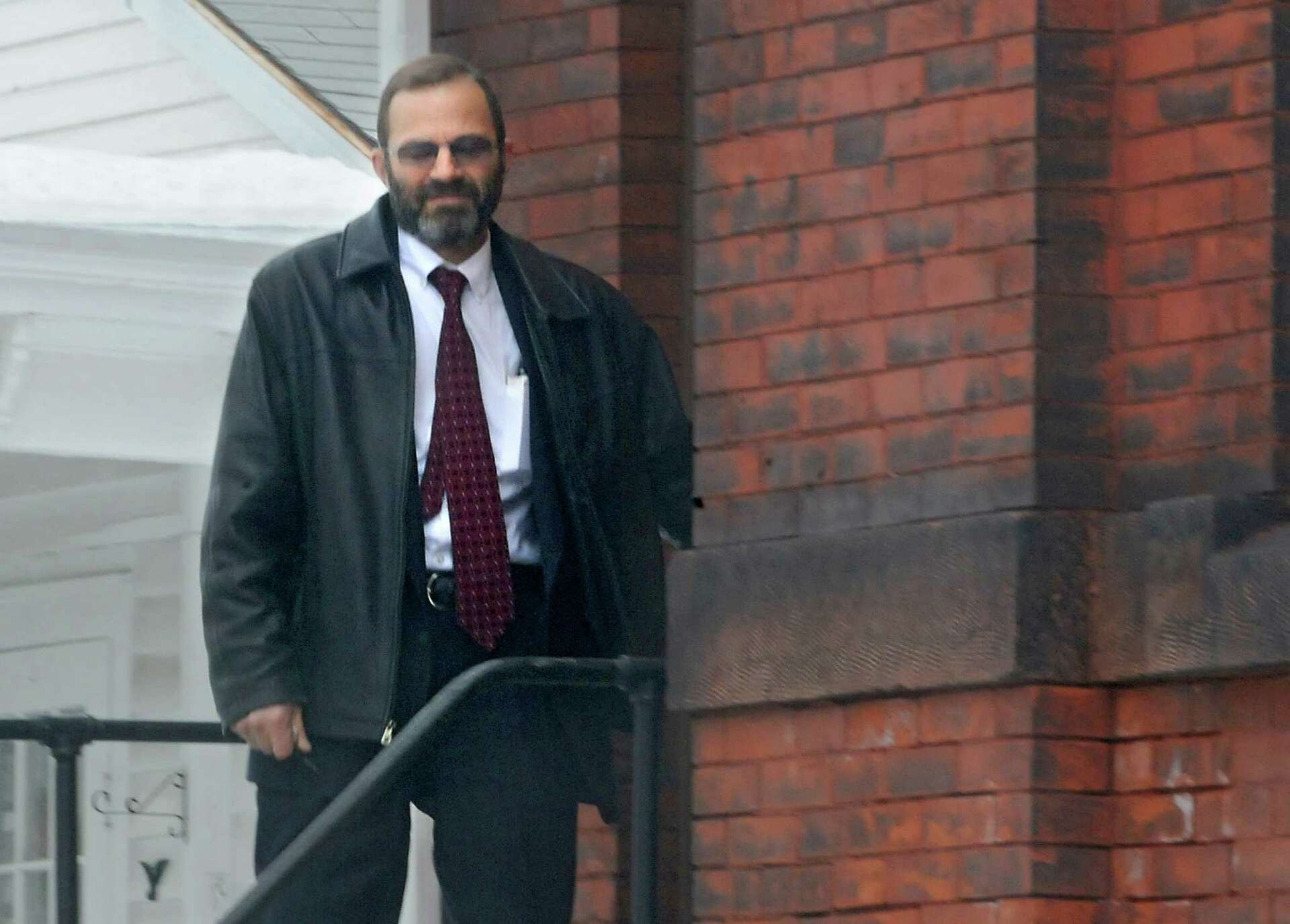 Troy pastor's AR-15 assault rifle giveaway creates controversy