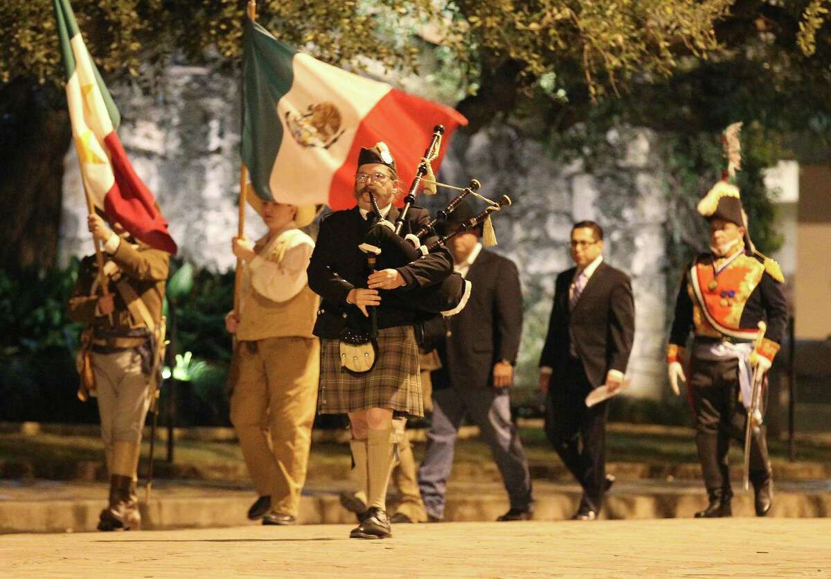 Council approves plaza study on Alamo anniversary