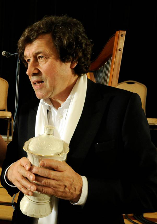 Oscar-nominated Irish actor to read from James Joyce's masterpiece