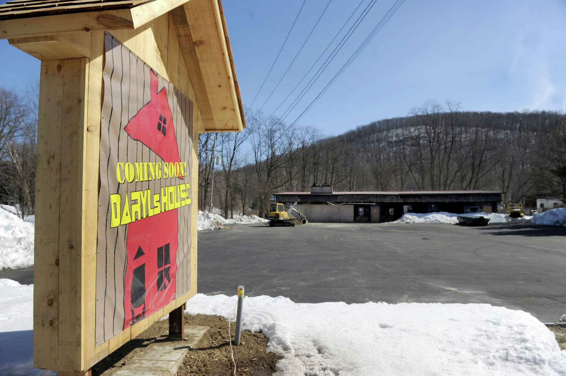 Daryl Hall to open music venue