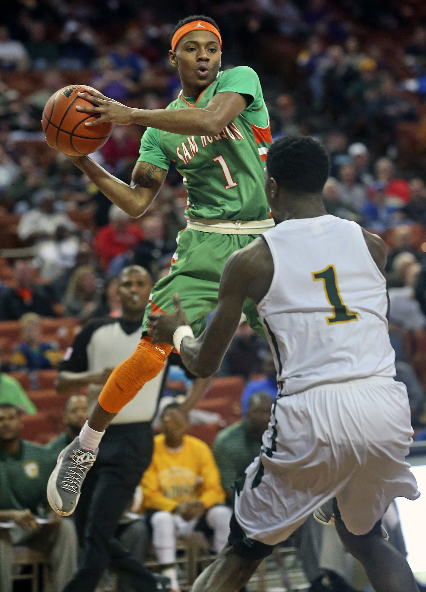 Boys state semifinals: Dallas Madison 77, Sam Houston 62