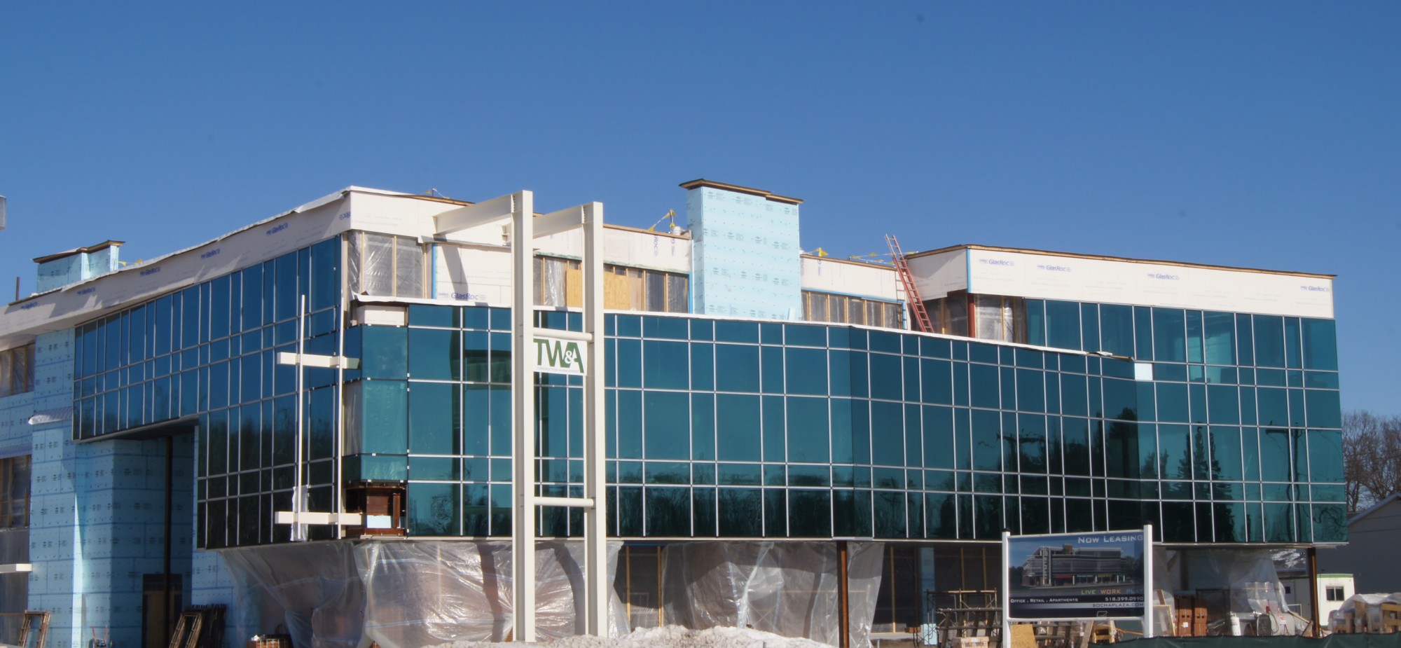 Socha Plaza building nears completion, announces tenants