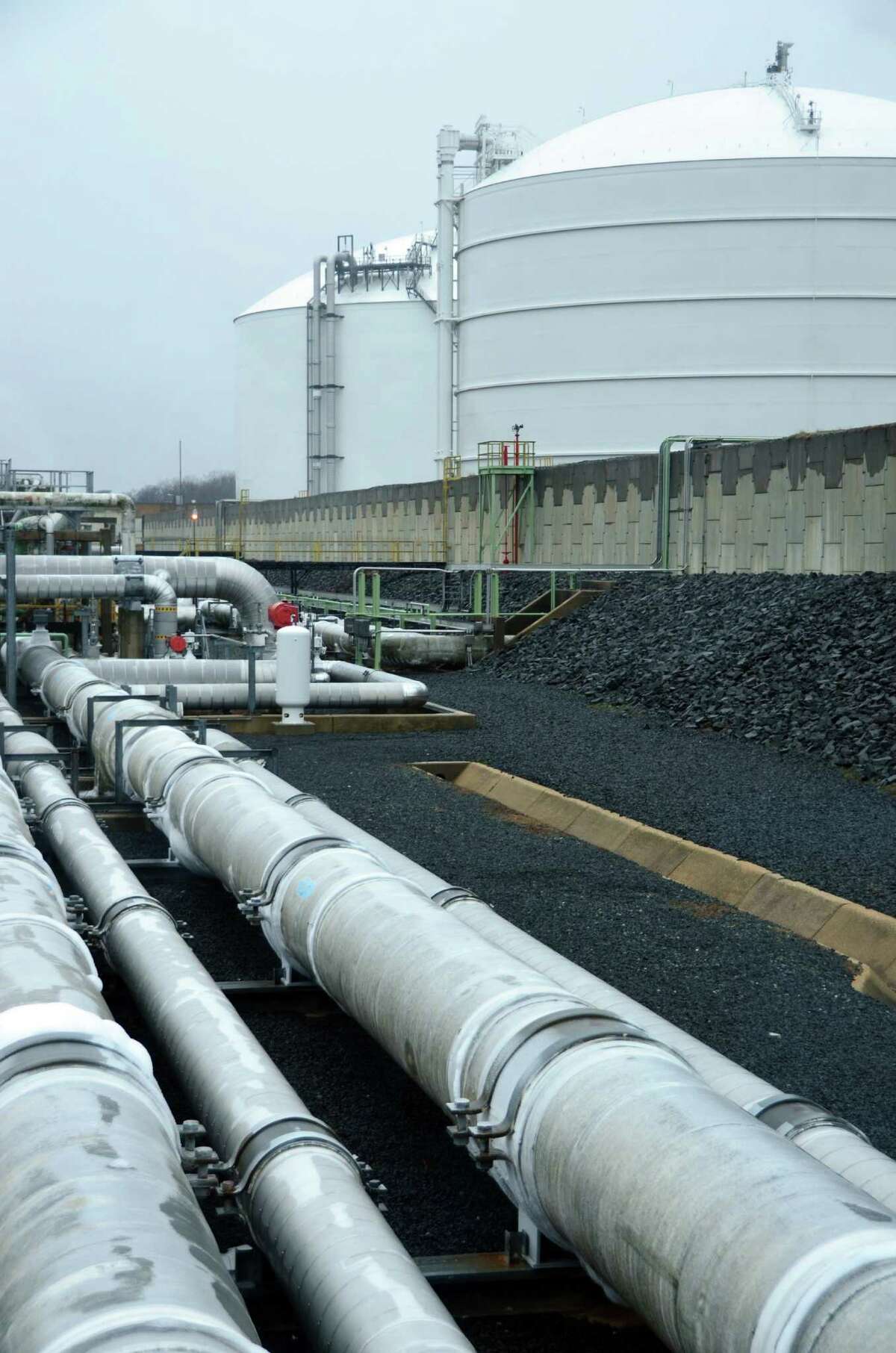 Projects are in line to export LNG