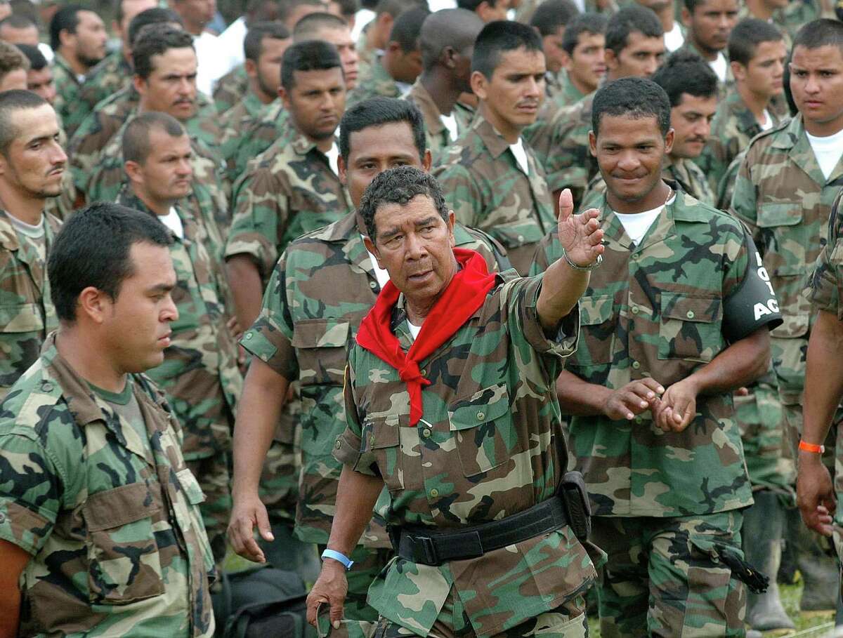 Colombian paramilitaries set for release