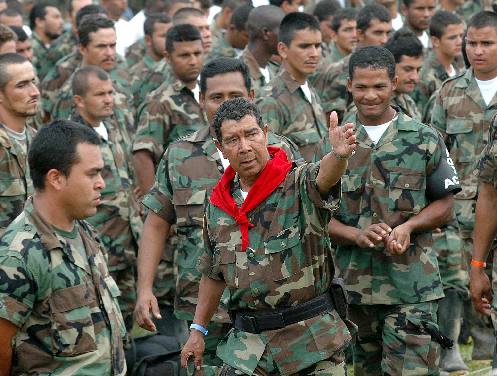 Colombian paramilitaries set for release