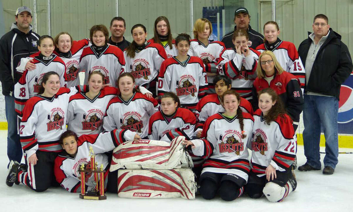 Youth Sports: Ice Cats advance