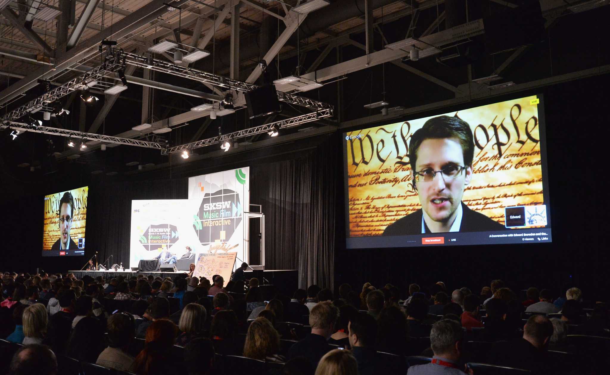 Snowden: NSA data-collection 'setting fire' to Internet future