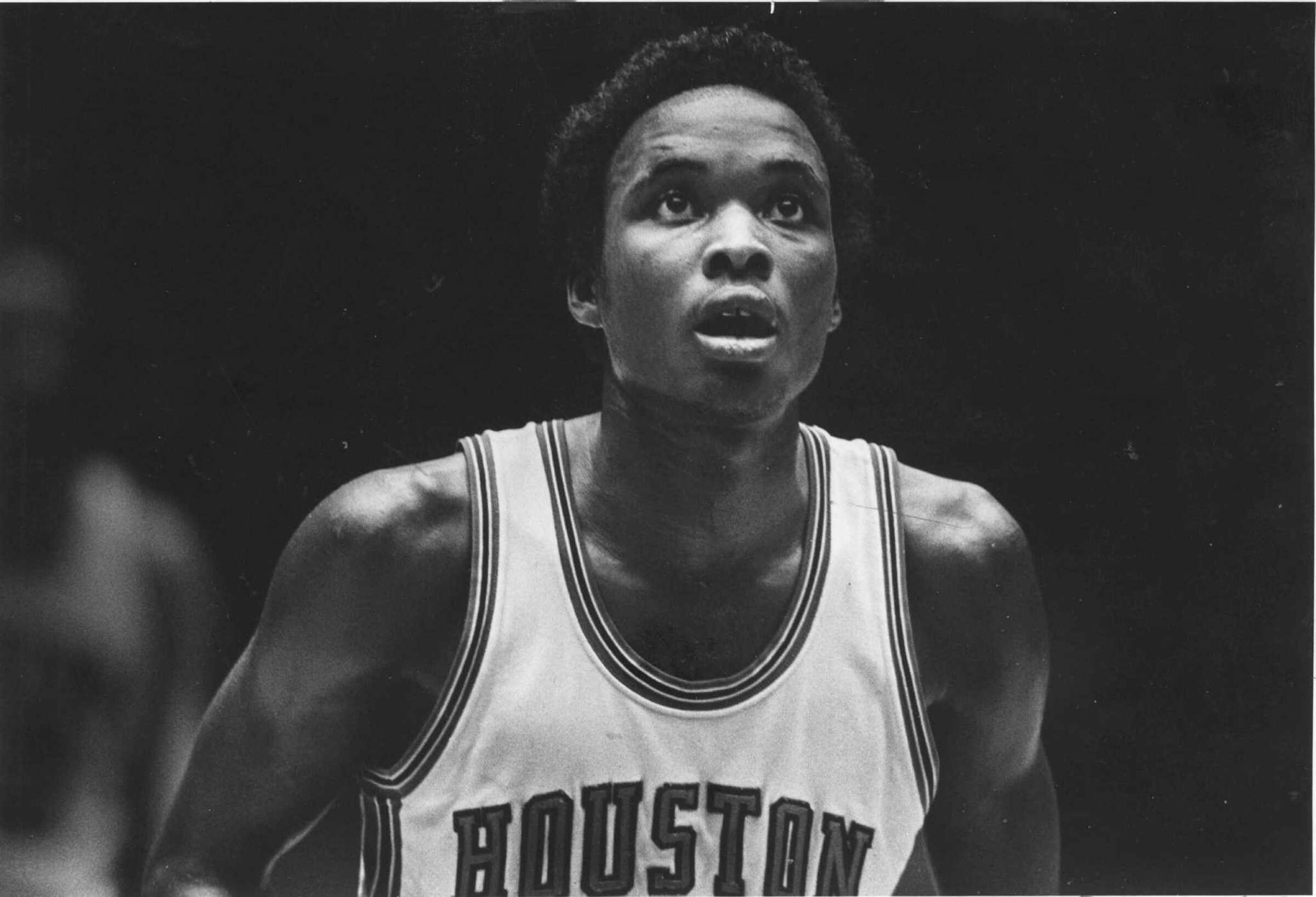 Former UH basketball standout Rob Williams dies at 52
