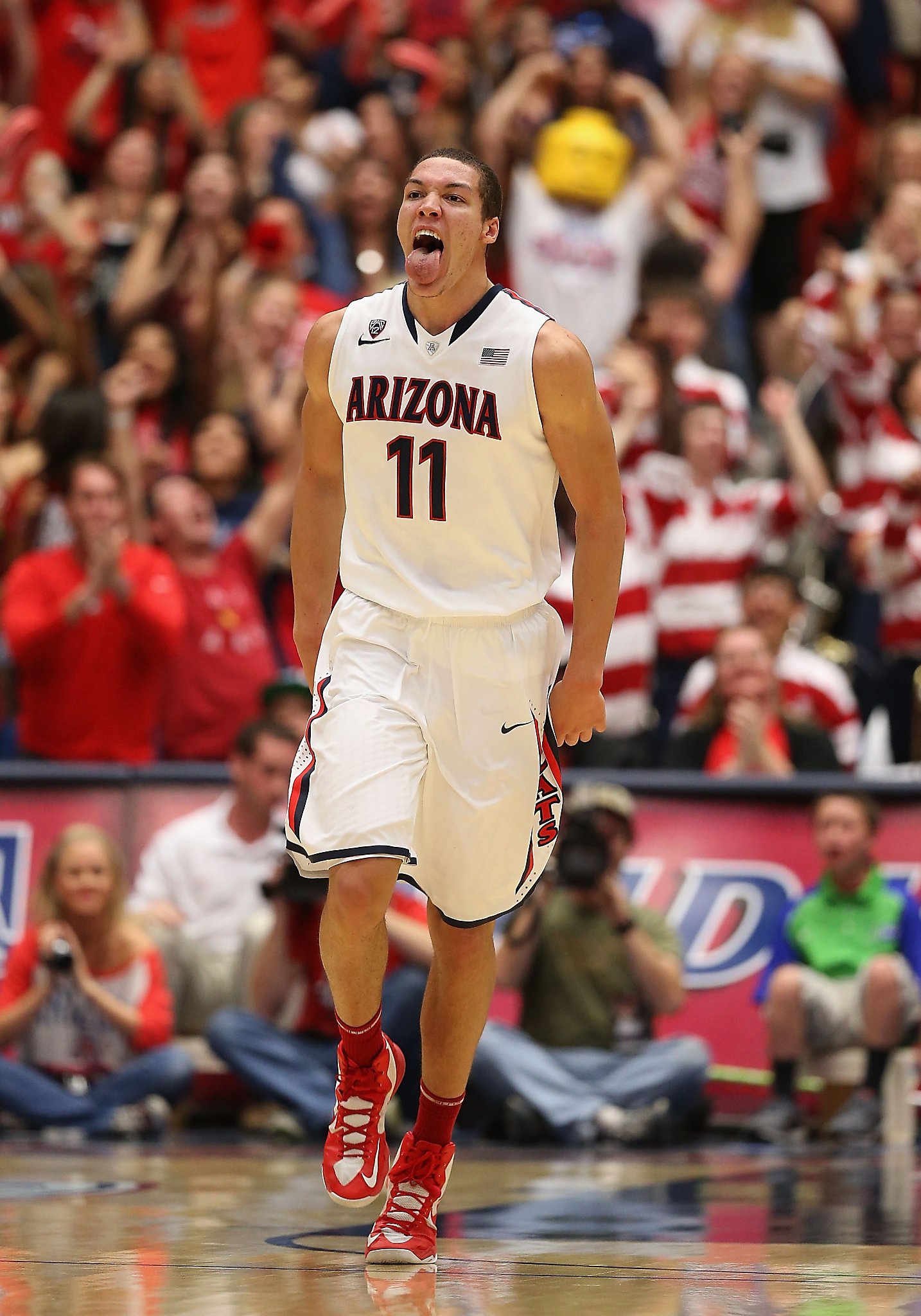 Freshman Gordon, Arizona reap Pac-12 awards