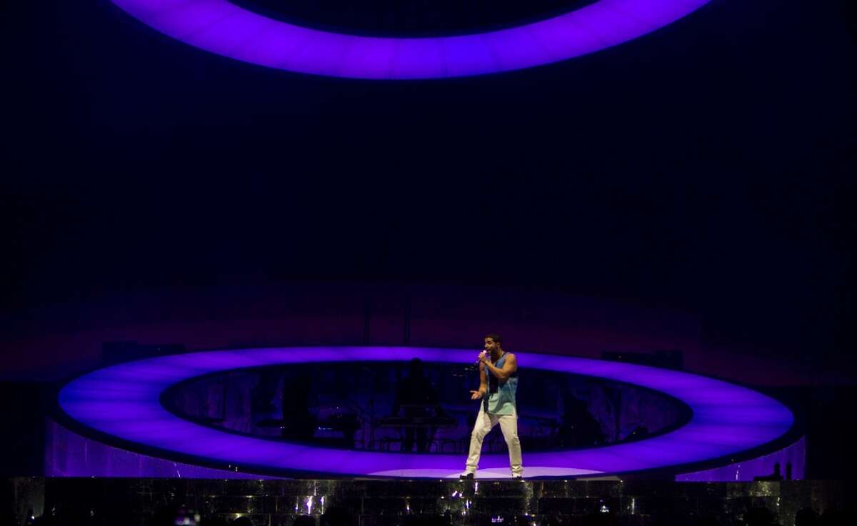 Report: Houston police investigating rapper Drake