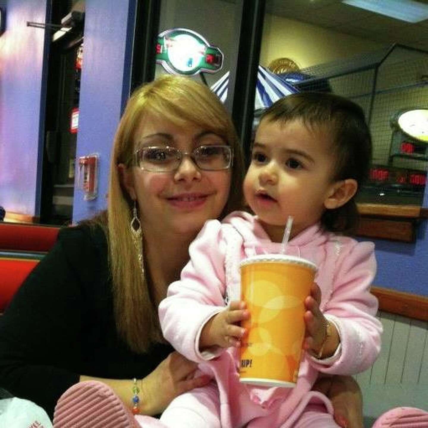 Baby rescued, mother dies in house fire