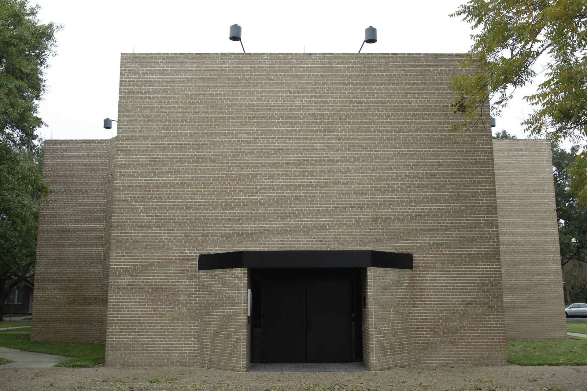 Rothko Chapel at the right time of day