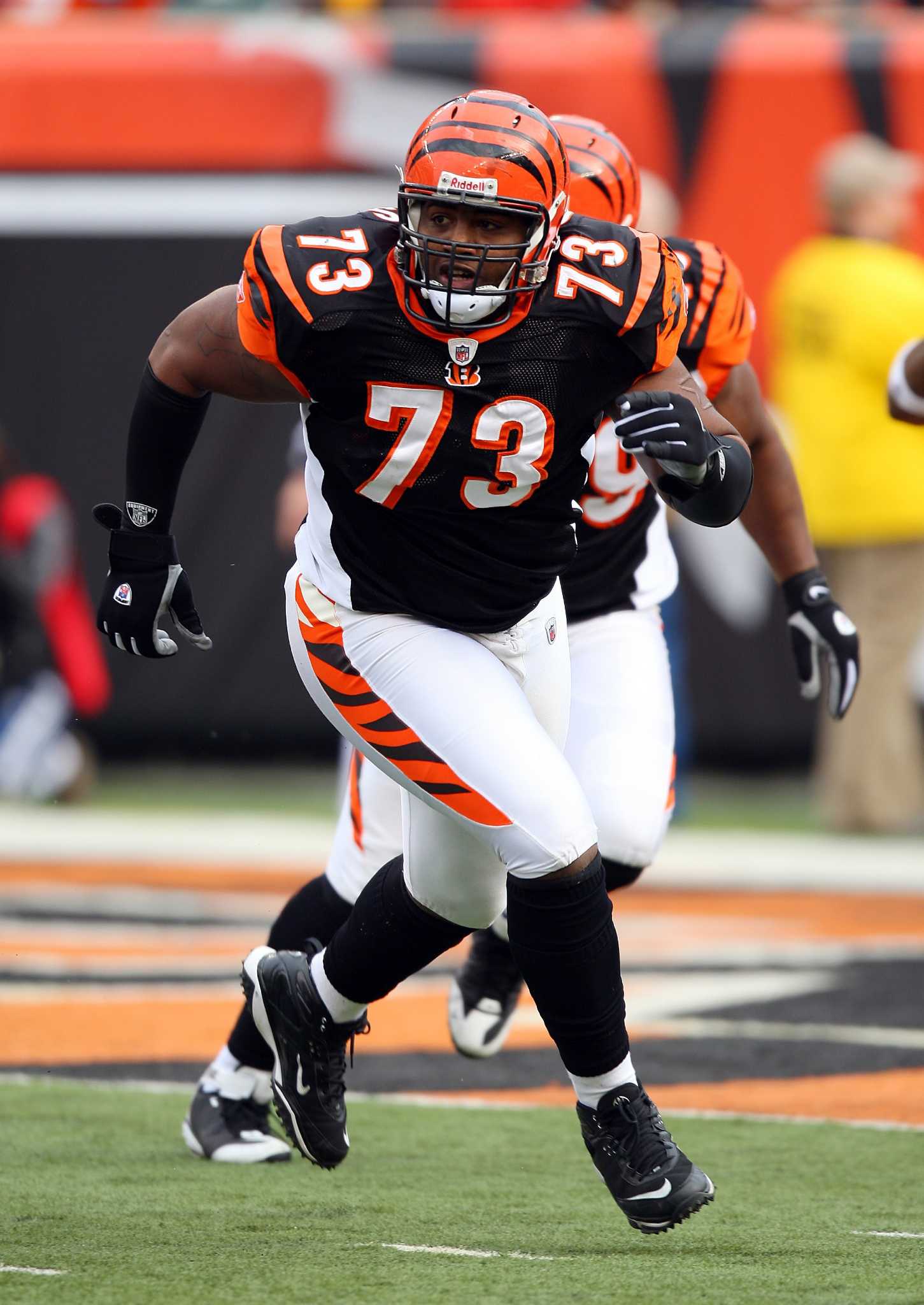 Ex-Central star Collins signs deal with Bucs