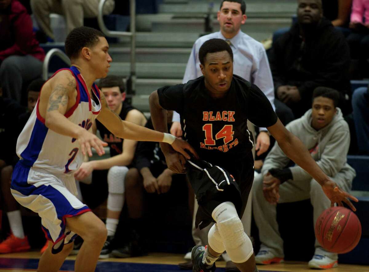 Stamford eliminated by Crosby