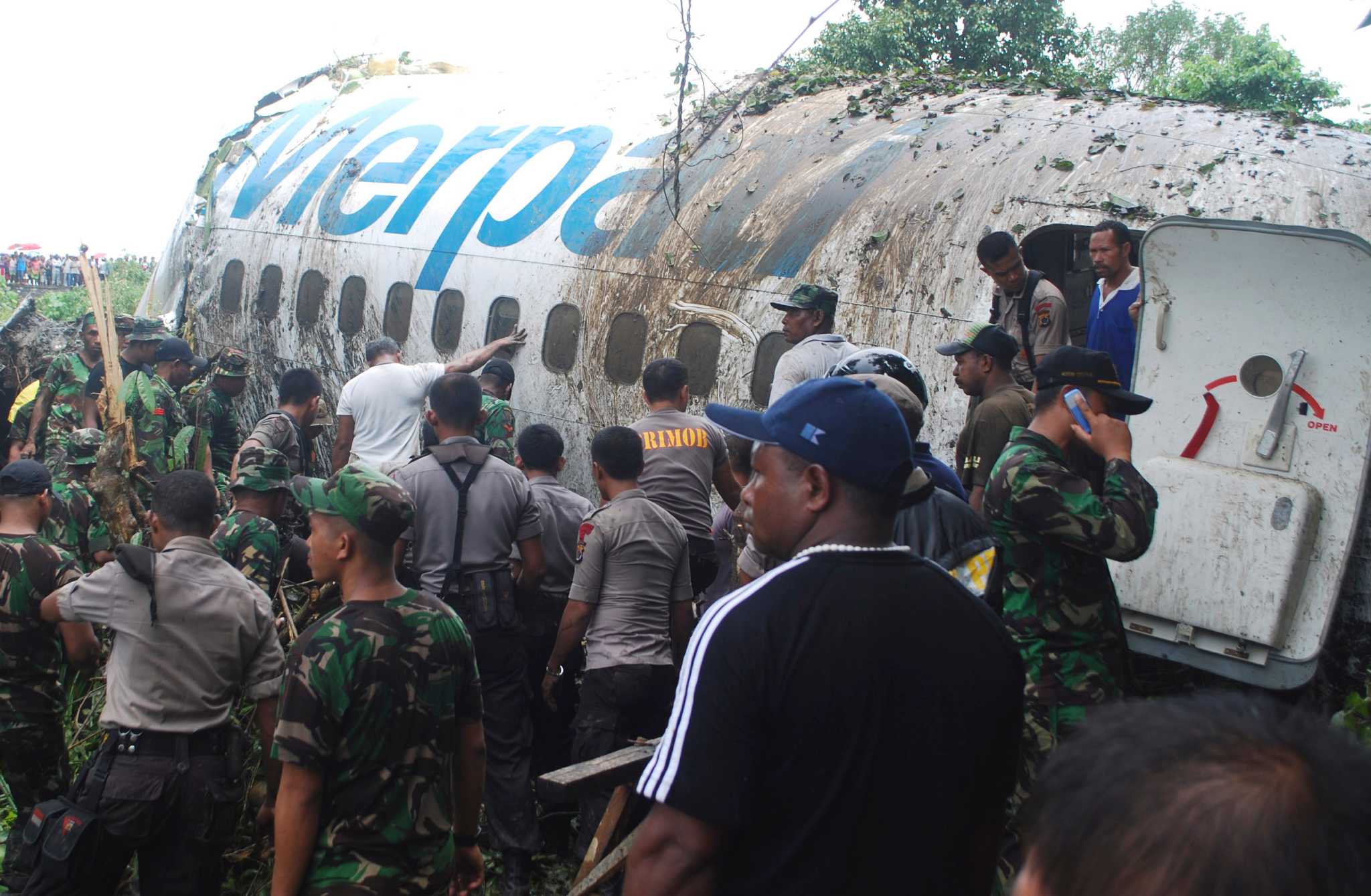 Mystery of missing jet recalls past disappearances