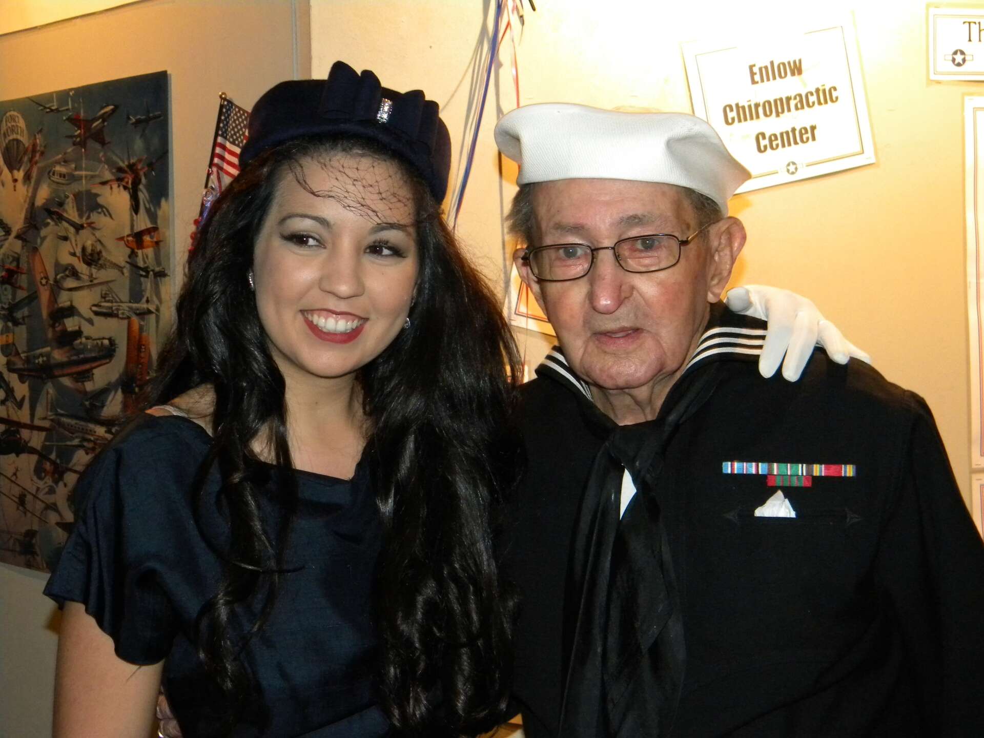 Houston's WWII sailor in famous kissing photo dies at 86