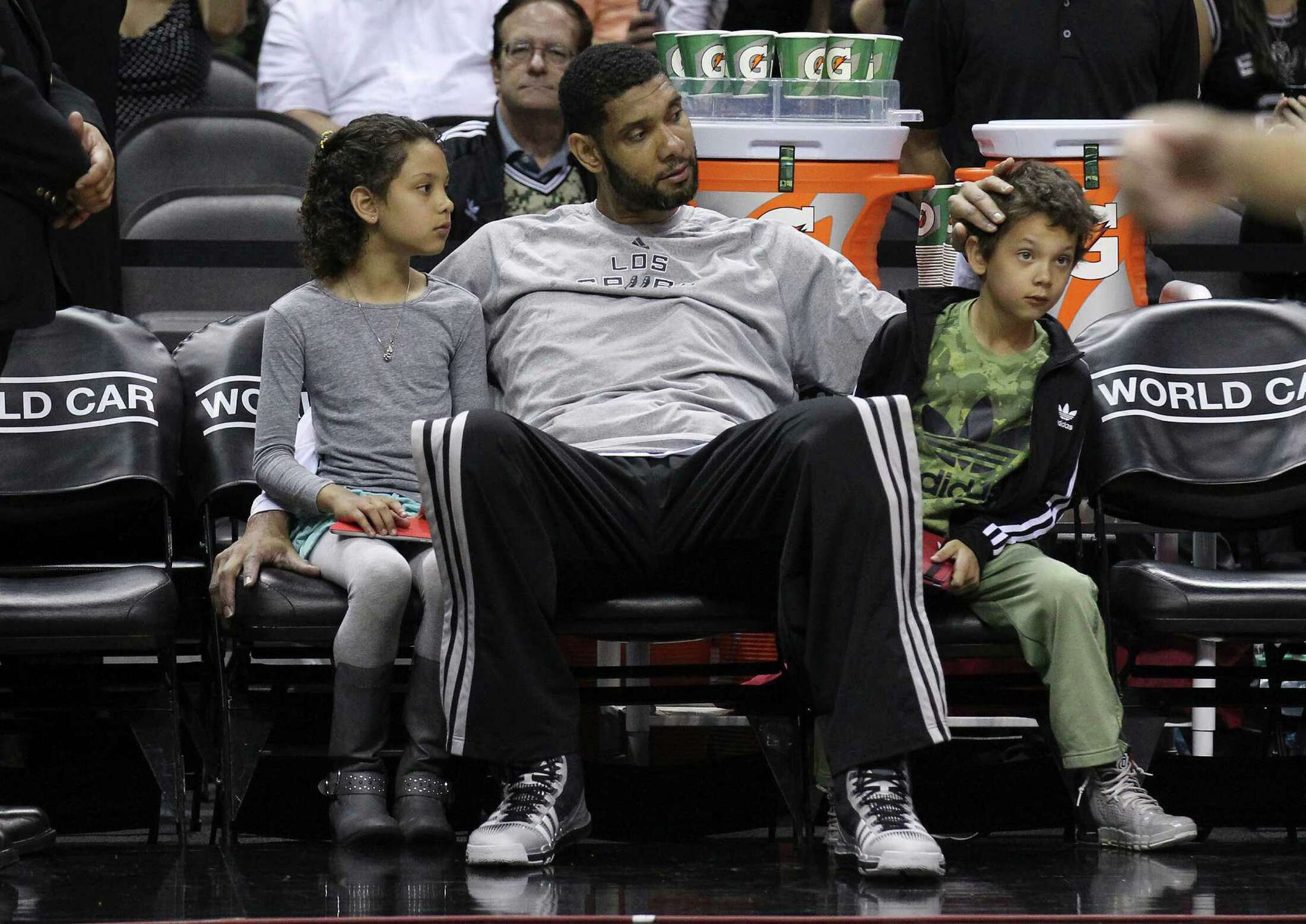 History of 40-year-olds in NBA playoffs bodes poorly for Tim Duncan