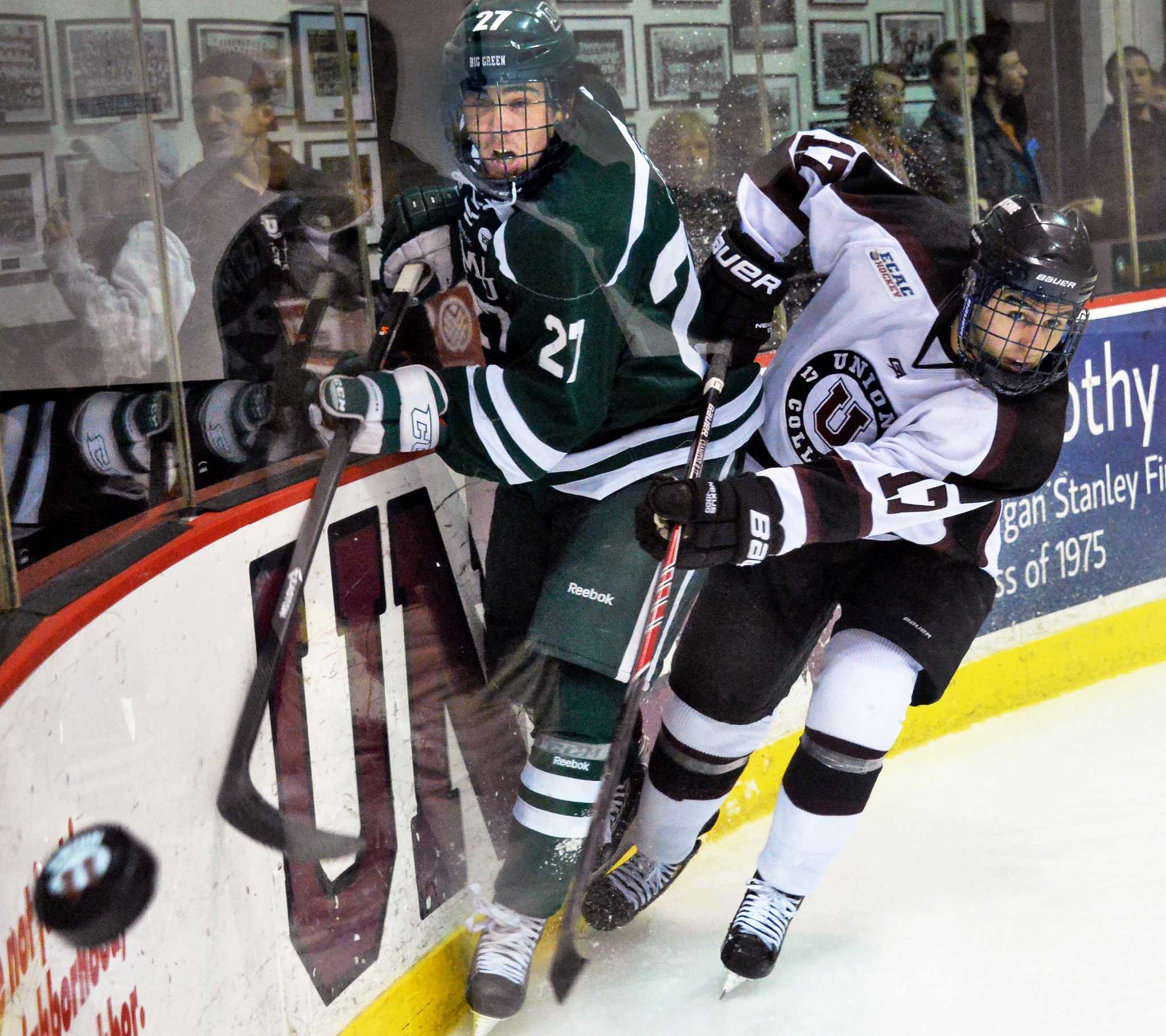 Dutchmen cash in on key plays