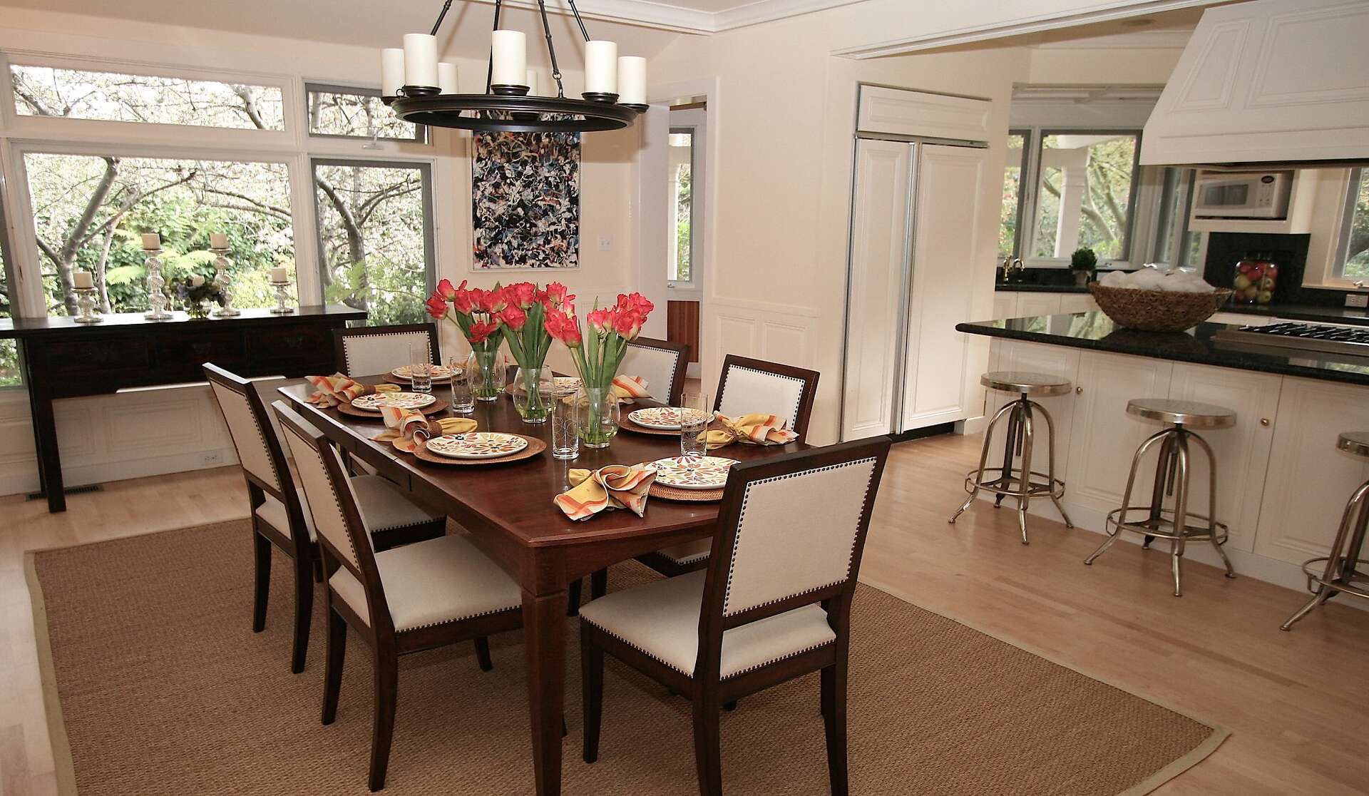 Ross Craftsman includes scenic solarium