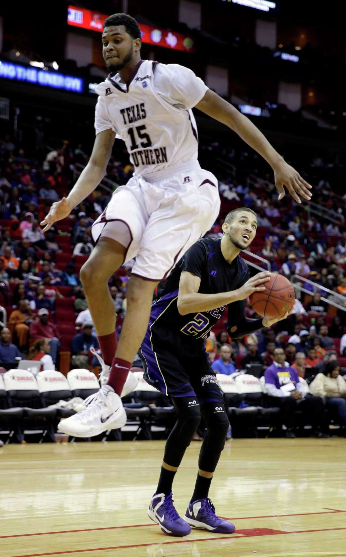 Prairie View beats Mississippi Valley State in SWAC first round