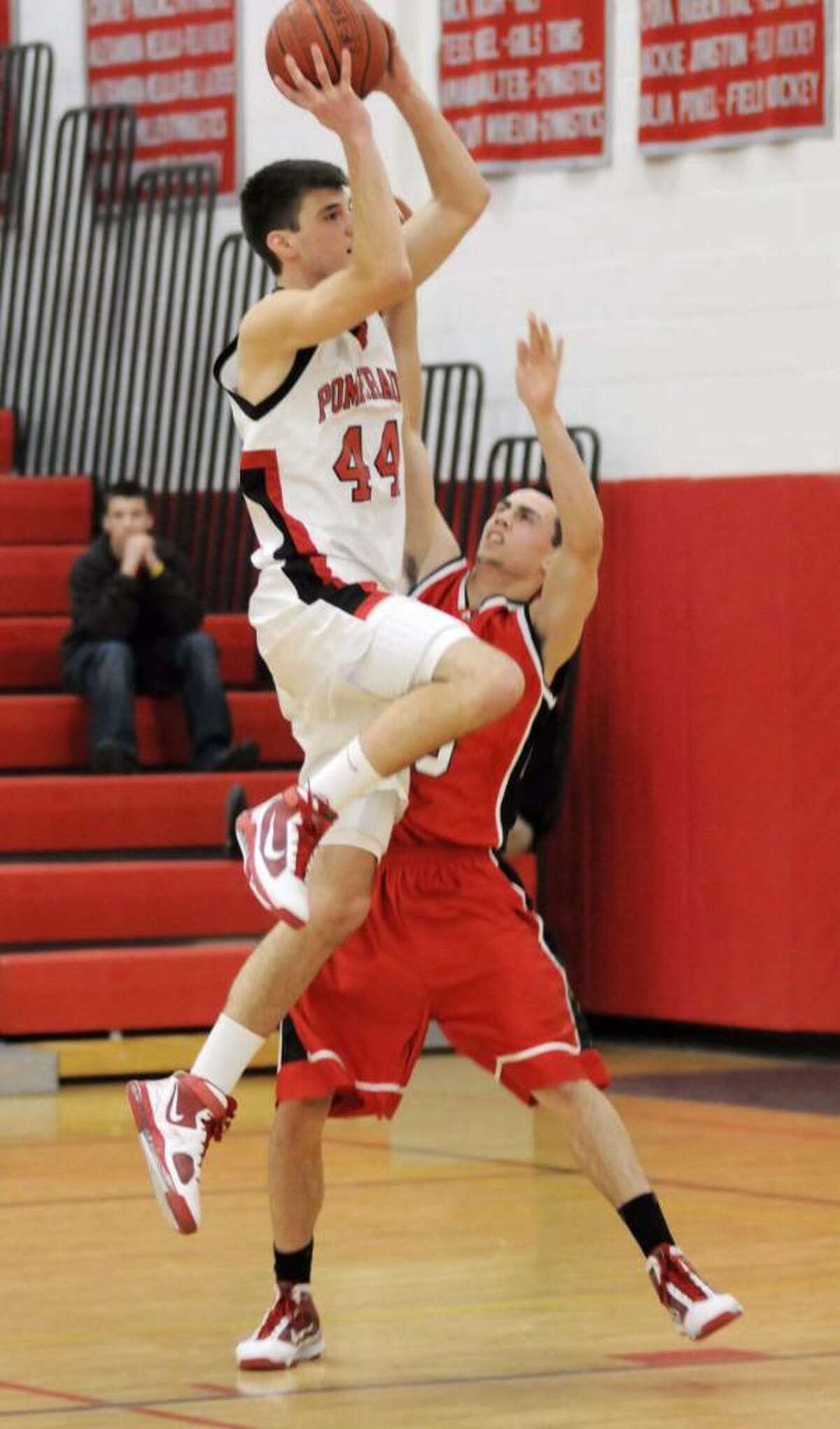 Pomperaug boys beat Masuk in key SWC battle