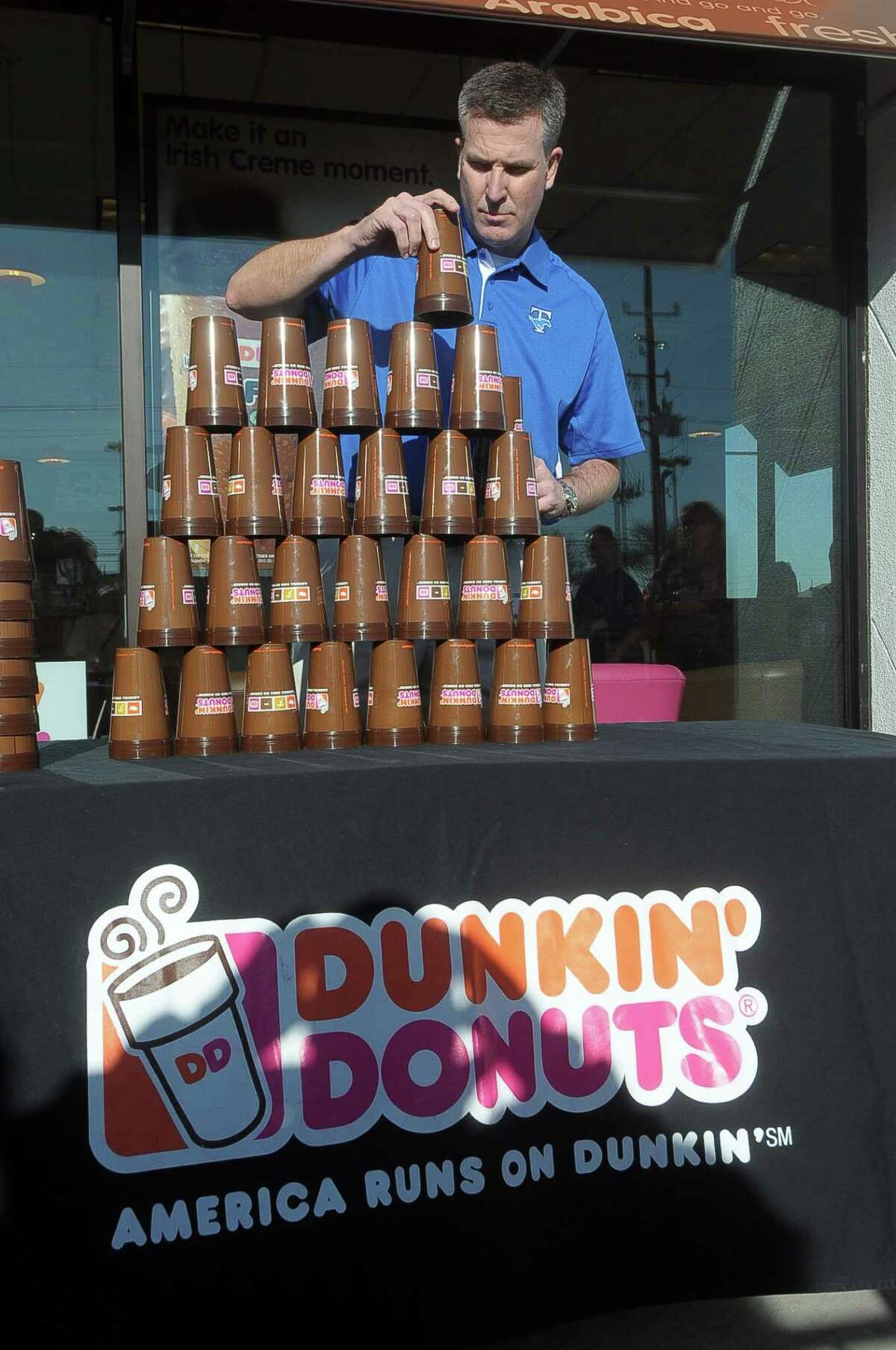 Dunkin' Donuts celebrates Katy opening