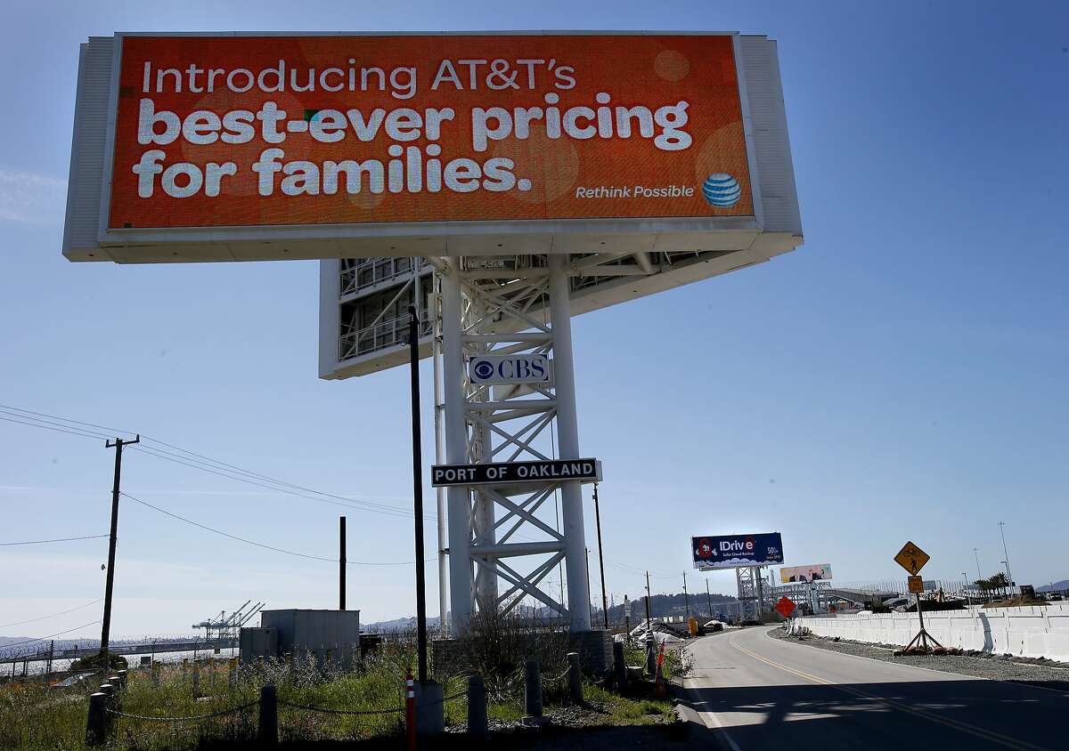Giant Bay Bridge billboards light up debate in Oakland
