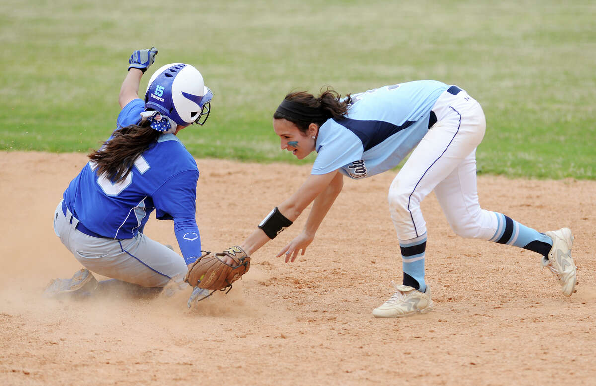 LSC-PA splits doubleheader