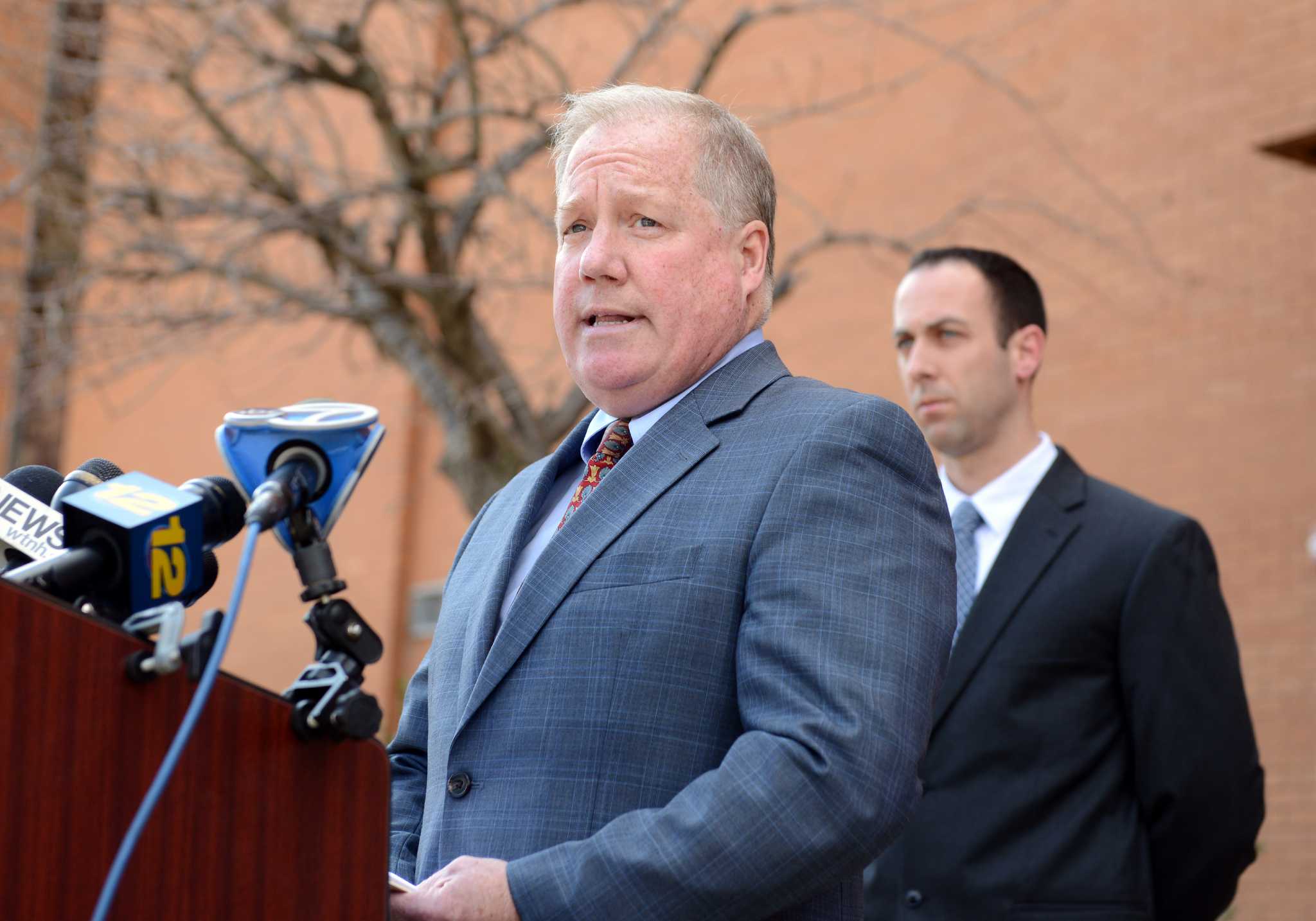 Teen dies in Shelton shooting; no arrests