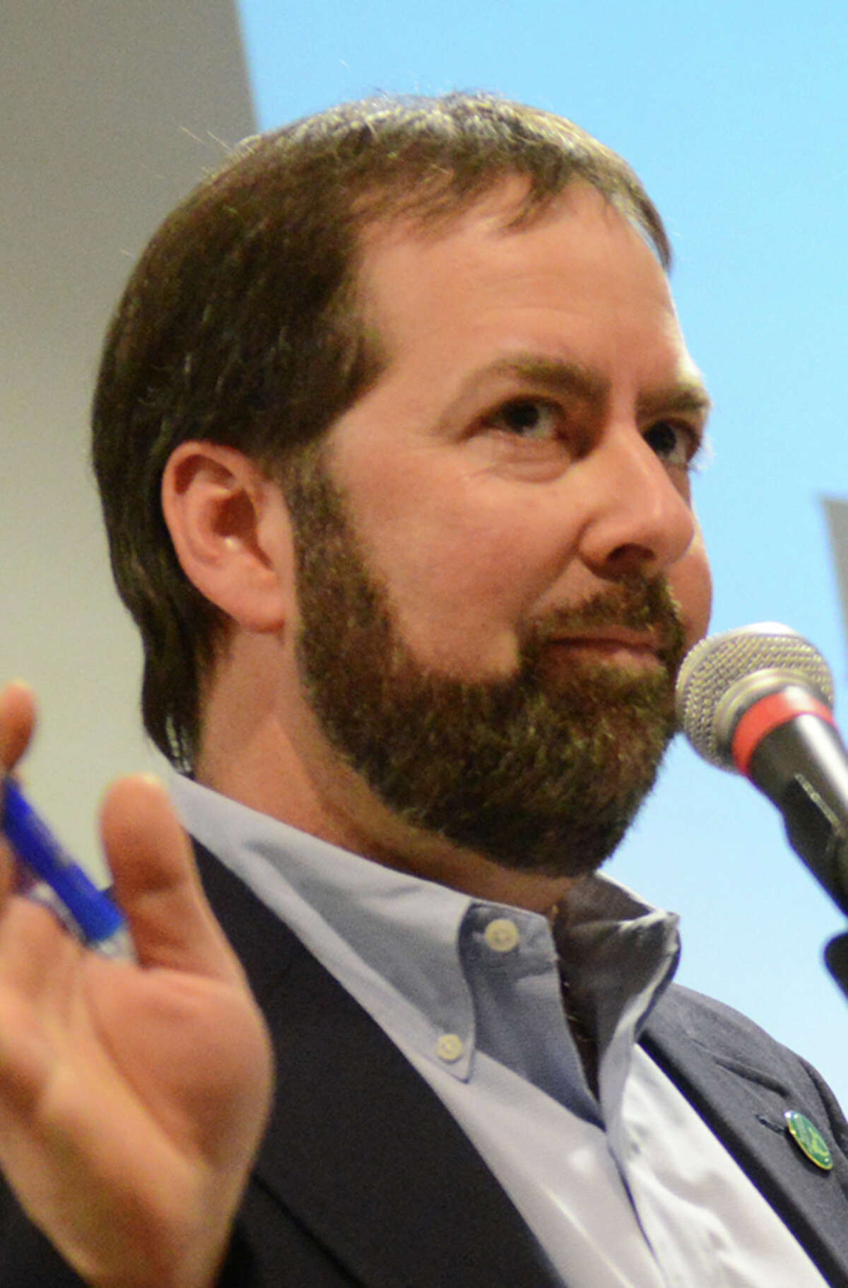 Surgeon general nomination stirs gun debate