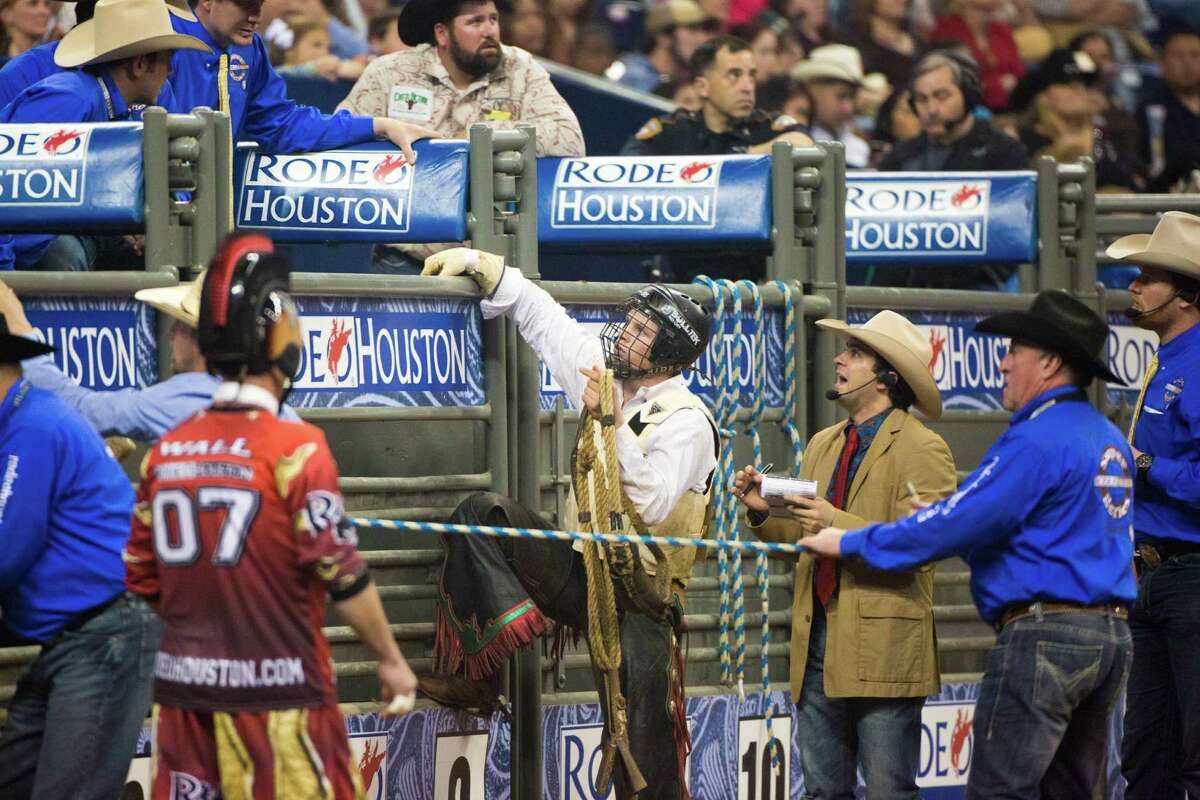 Wyoming rodeo leader will replace Houston's Shafer