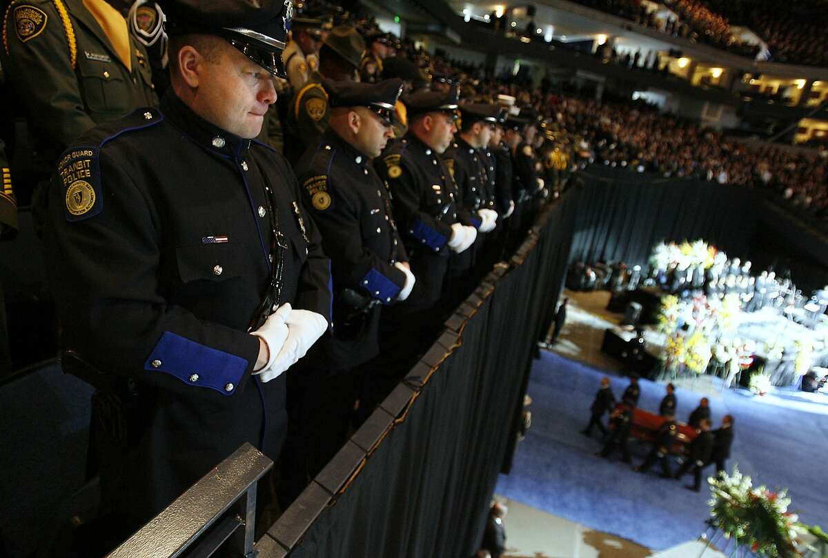 Grim Oakland anniversary - 5 years since cops slain