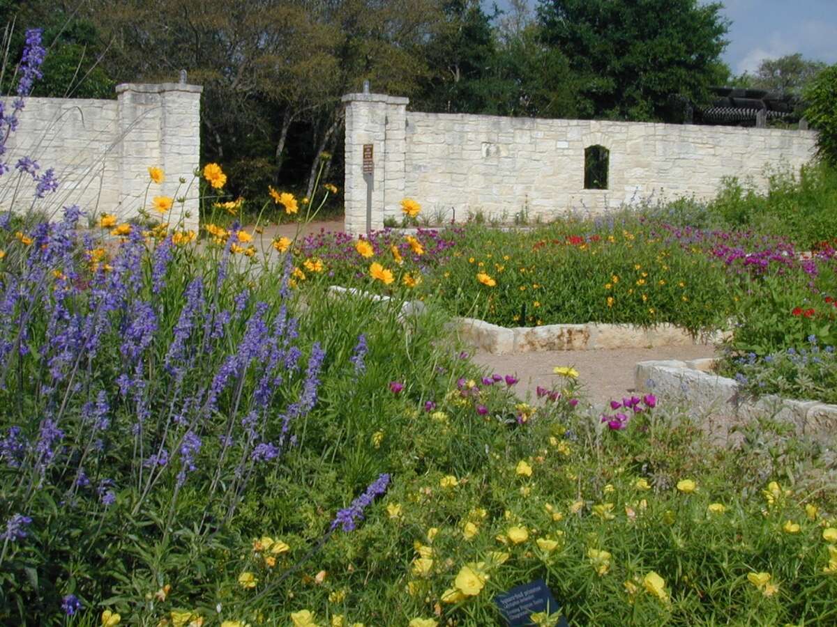 Gardens around Texas
