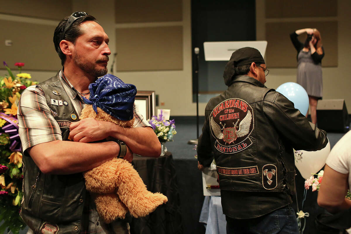 'Baby Noel' gets loving sendoff