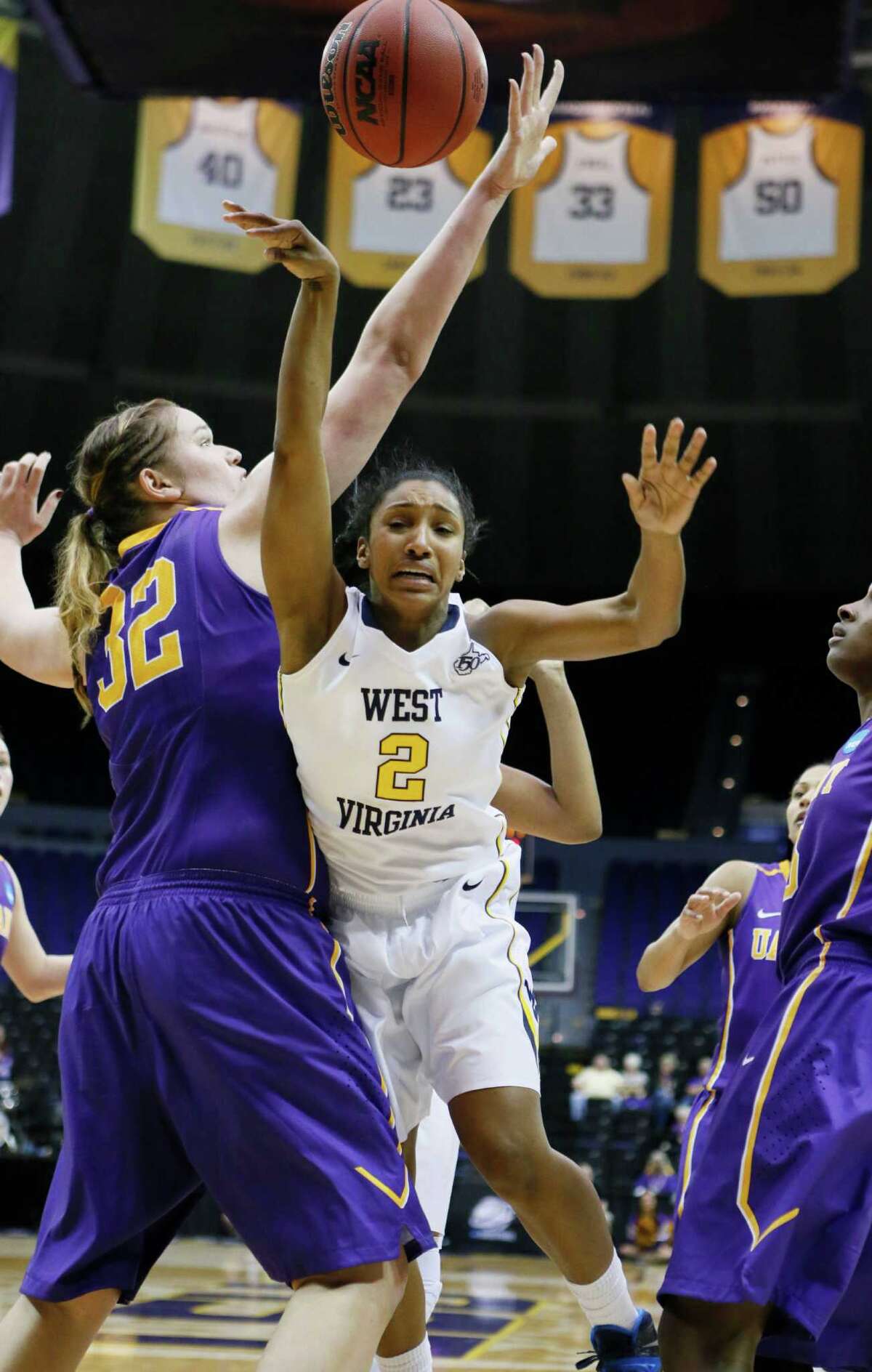 Foul finish for Danes