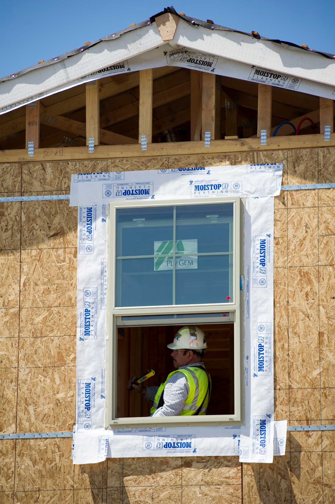 Report: New home demand continues up as spring approaches