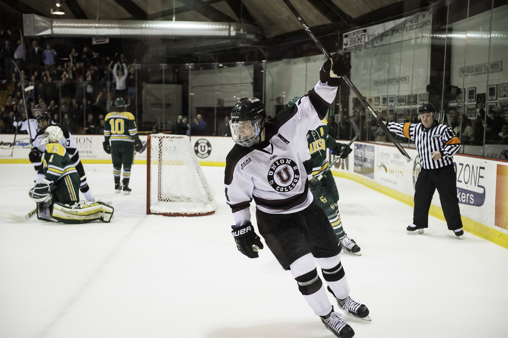 Union moves to No. 1 in nation for first time