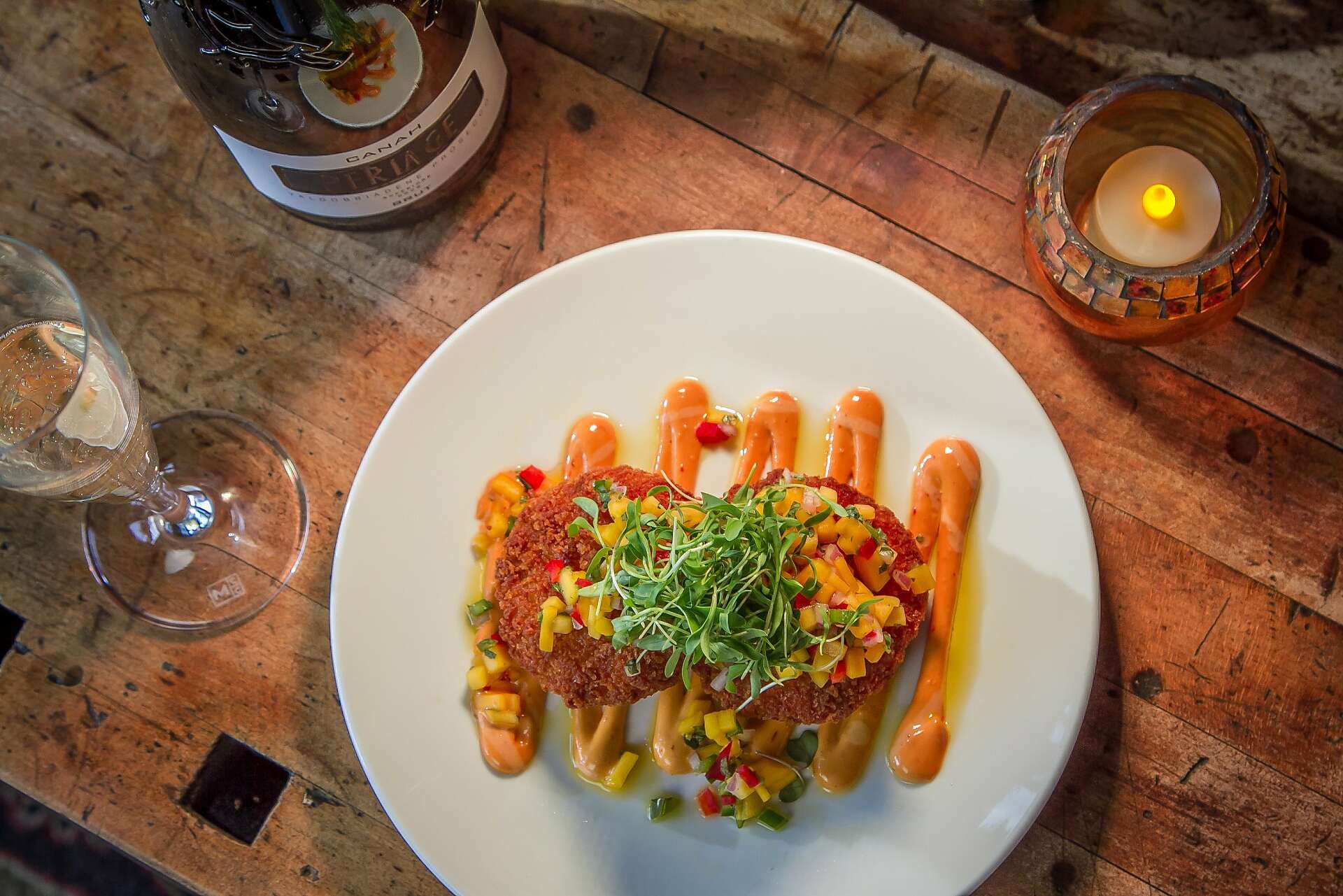 Noir Lounge, S.F.: Cozy wine bar in Hayes Valley