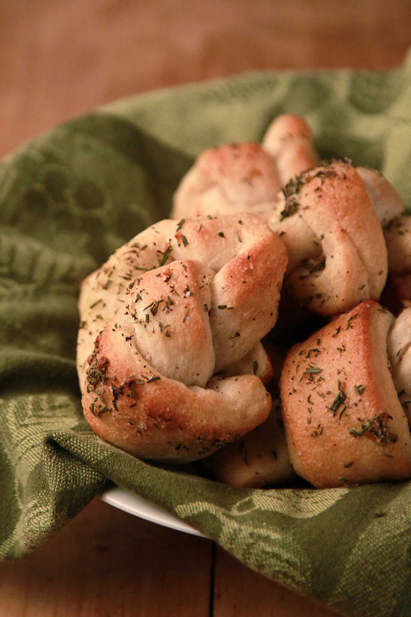 Ready to tie the (bread) knot?