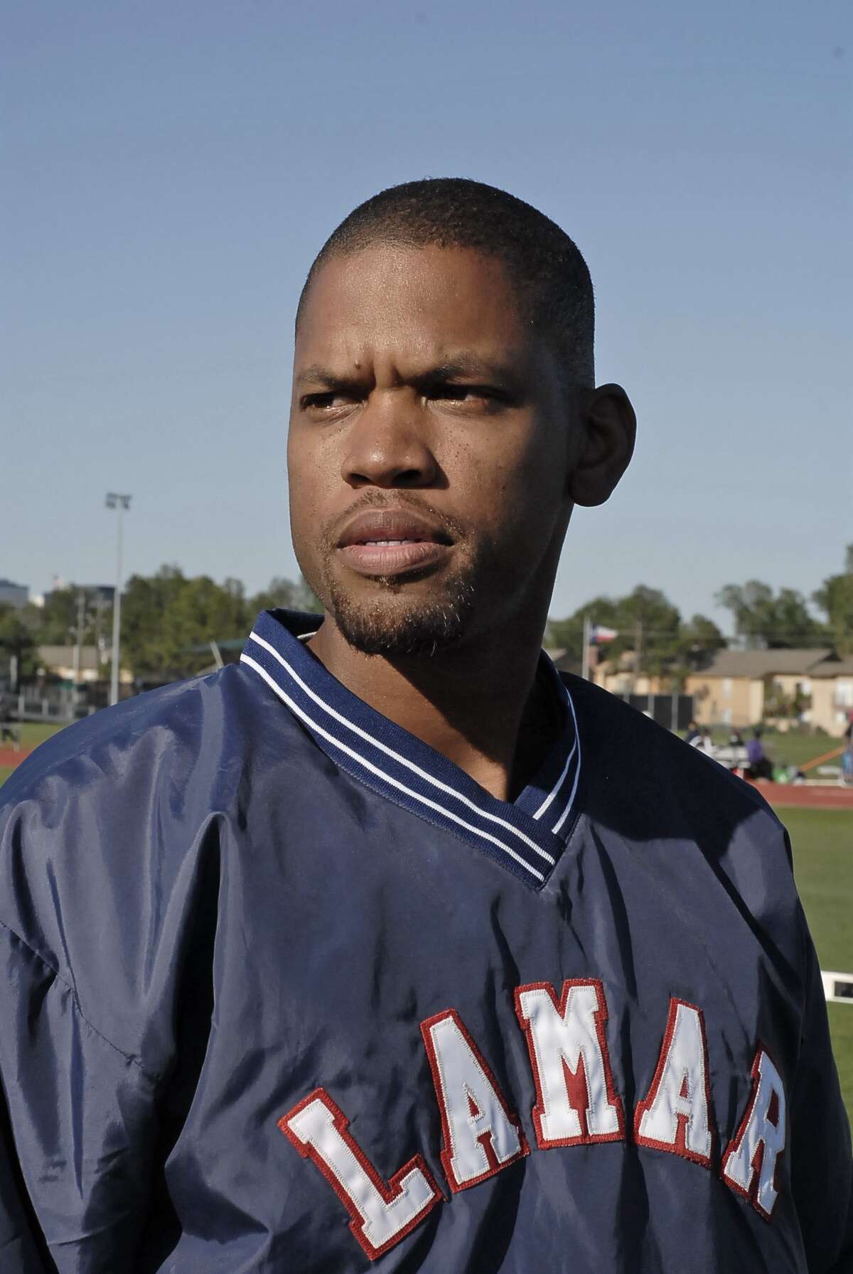 Lamar's offense awakes; Bellaire's Smith to state