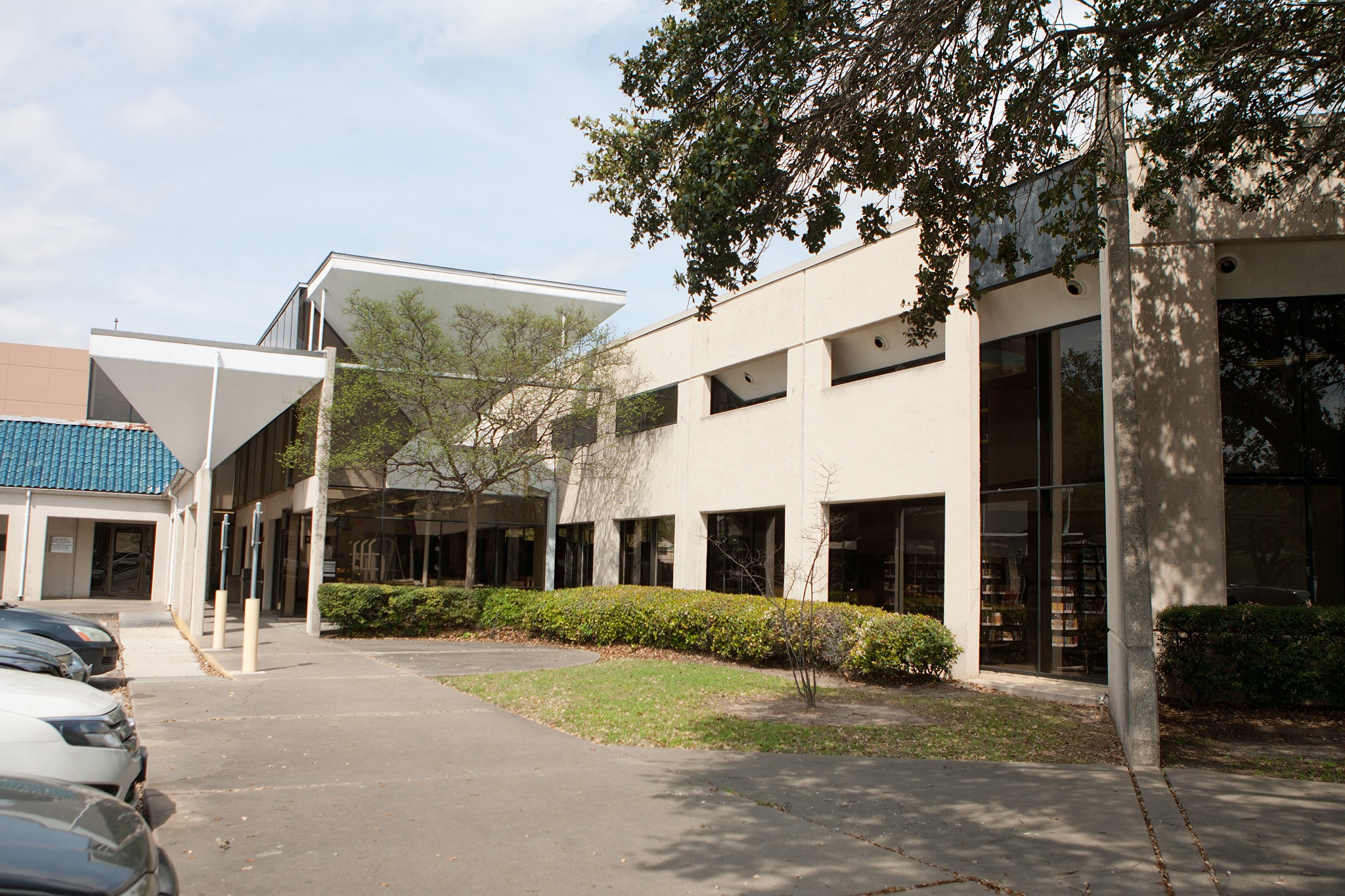 Jungman library to close June 2 for overhaul