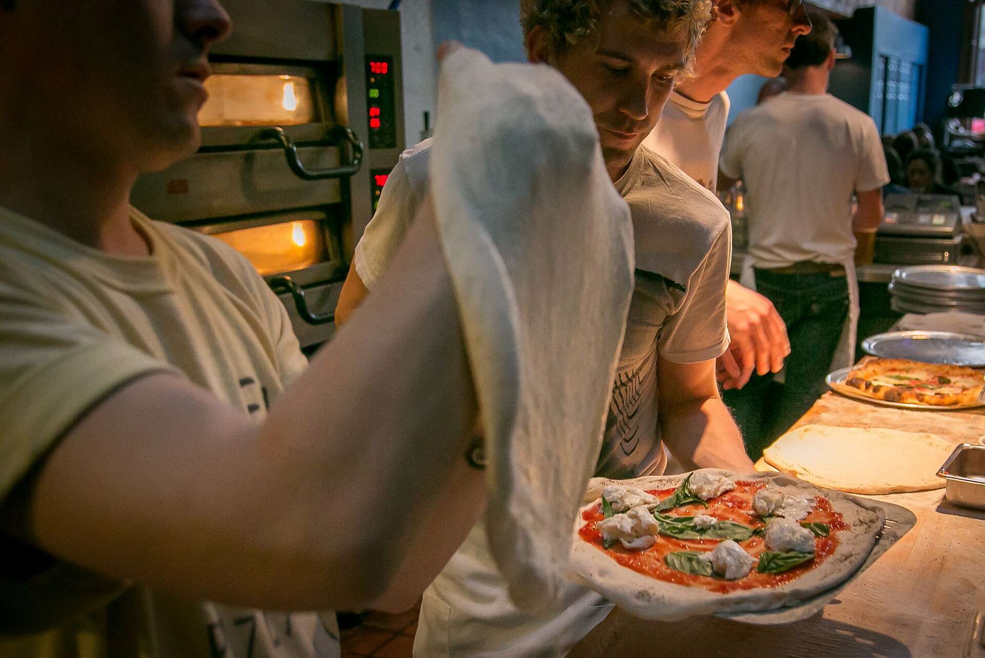 Review: Pizzahacker simply satisfies