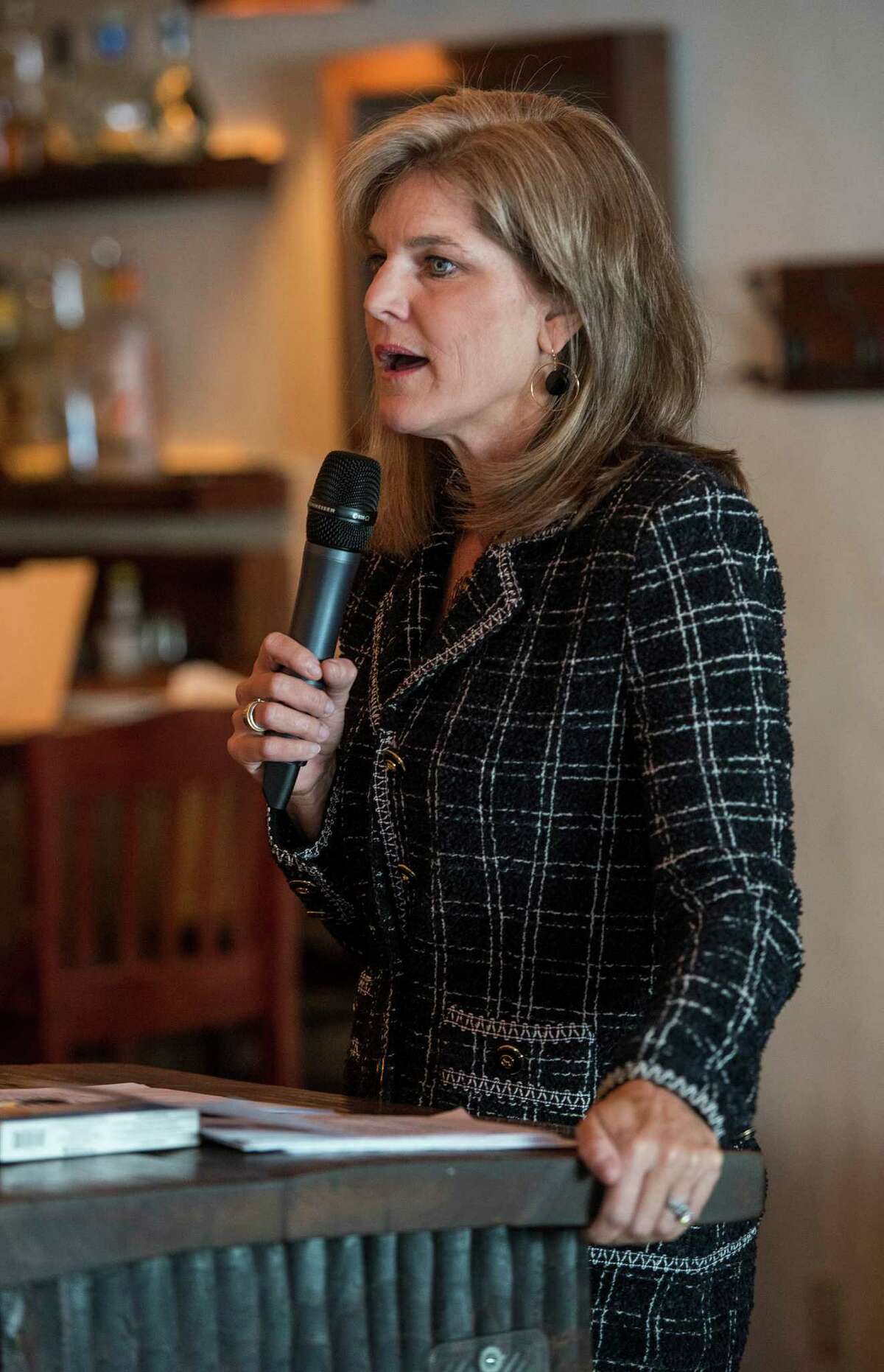 Chamber honors ex-TV anchor as 'Woman Who Matters'