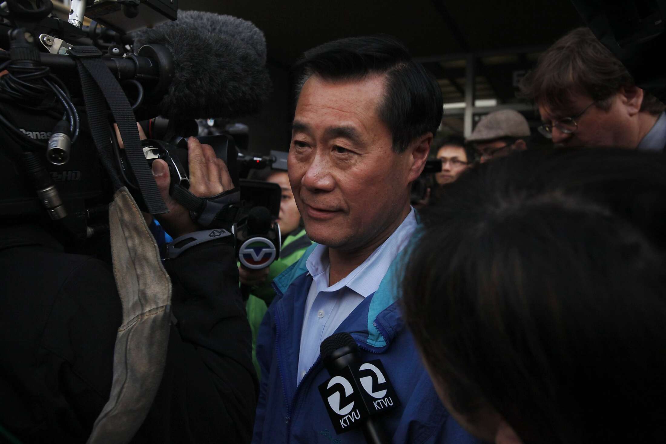 Linking Calif. Sen. Yee's voting record to major donations