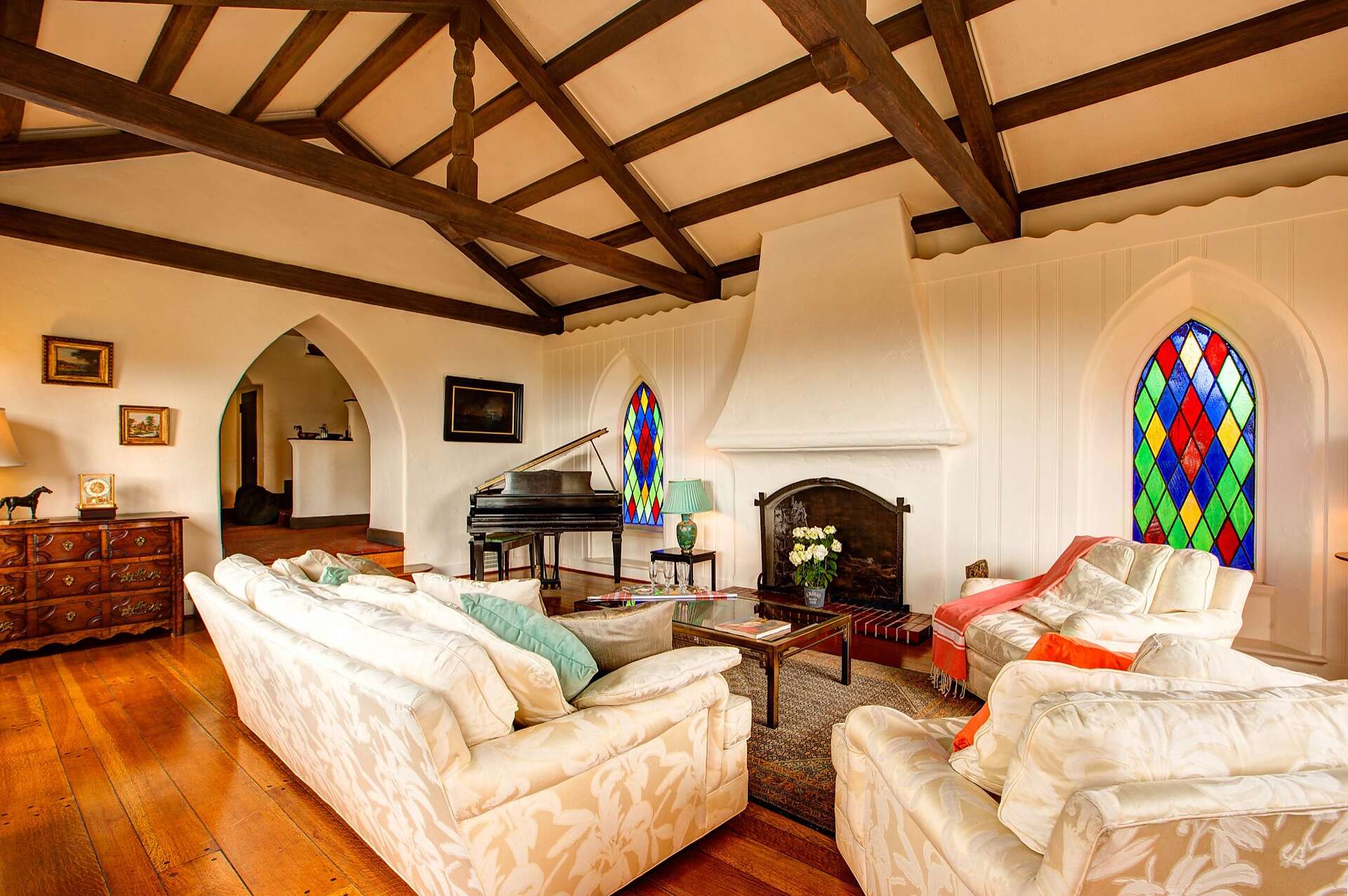 Hilltop Mediterranean blends sweeping views, lavish spaces