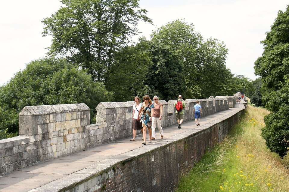 Ghostly lore, Viking poop make York tour kid-friendly