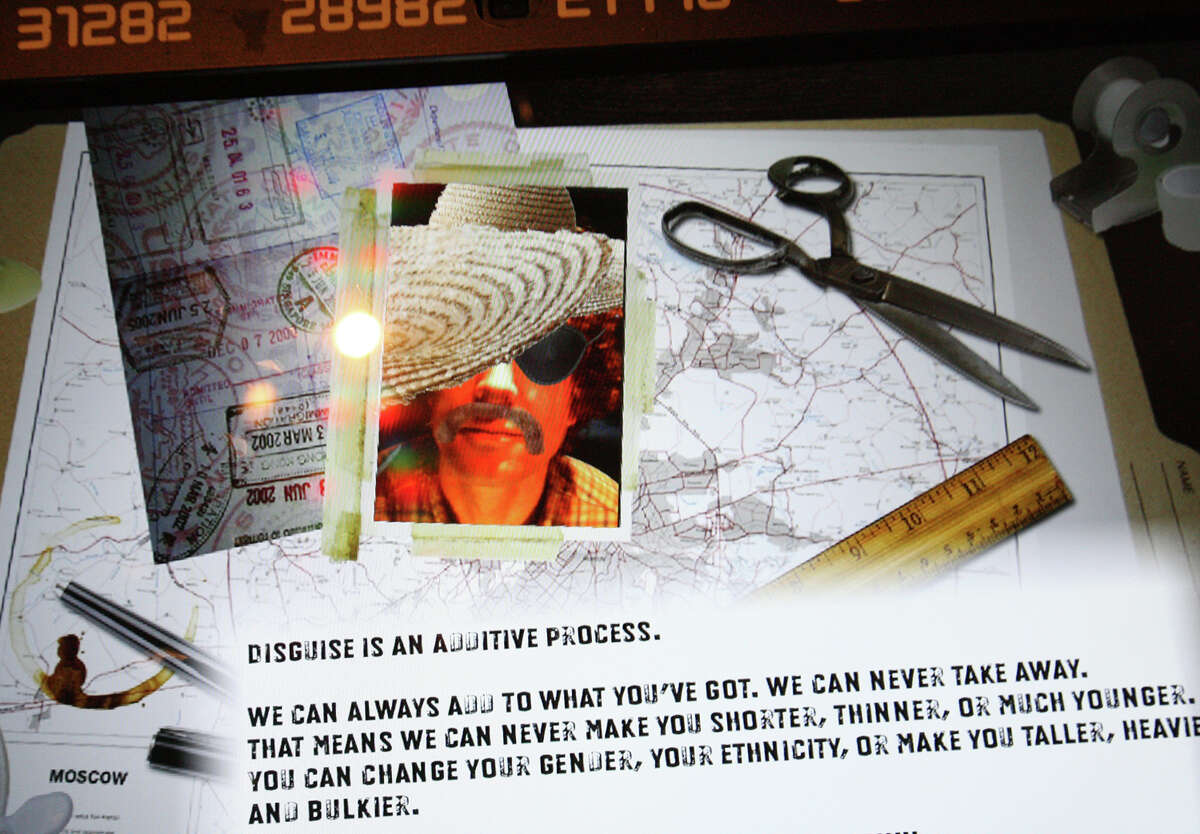 Spy exhibit brings gadgets out of the shadows