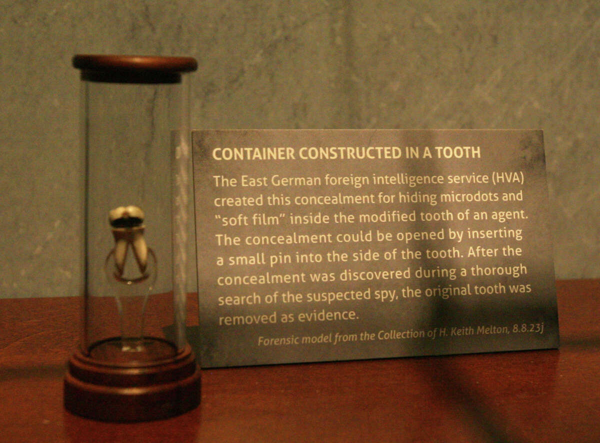 Spy exhibit brings gadgets out of the shadows