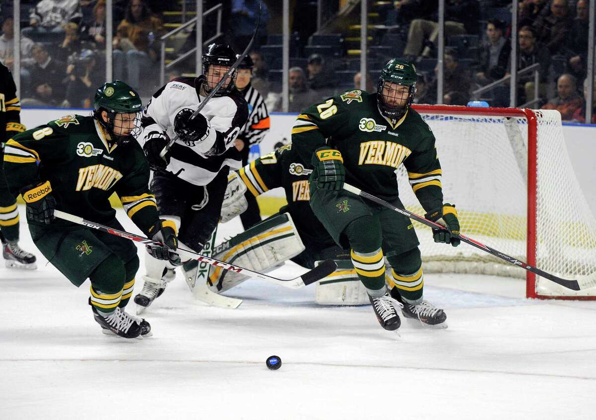 Union hockey beats Vermont 5-2 in NCAA East Regional